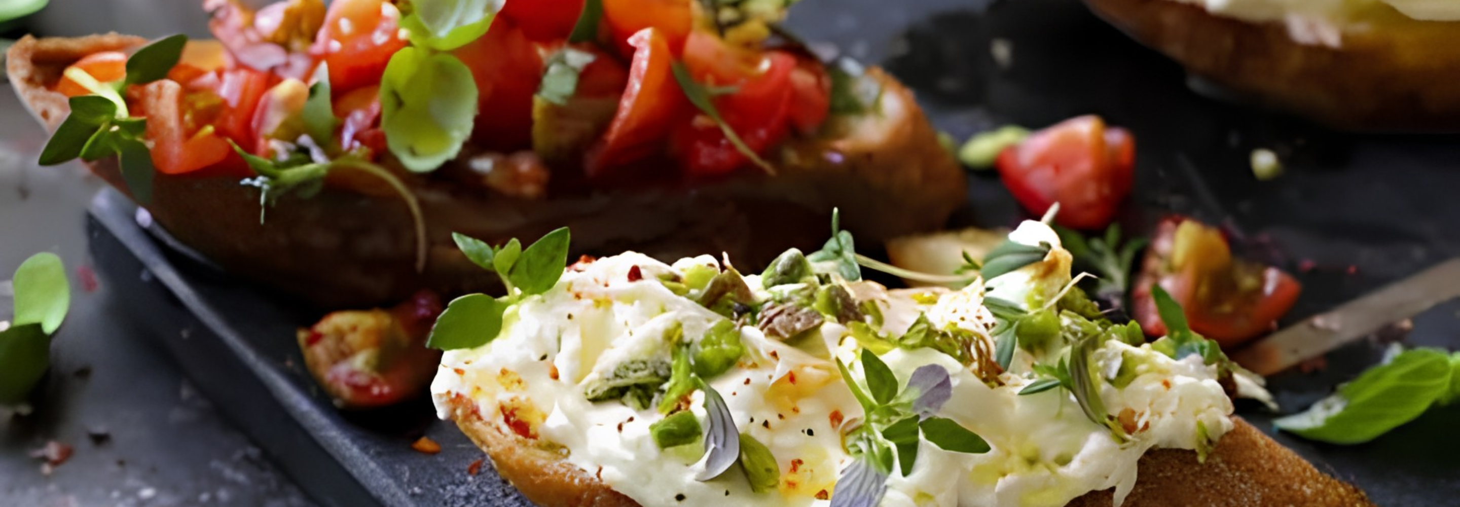 Recette - Bruschetta met stracciatella, gekonfijte tomaten & basilicum ...